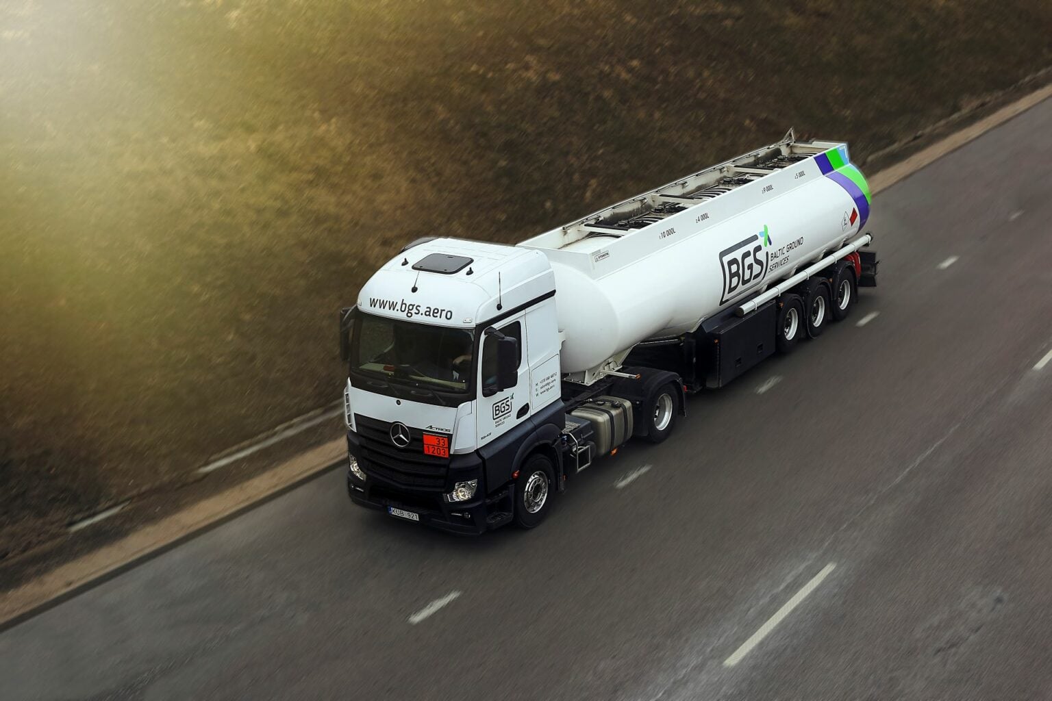 Into-Plane fueling & Aviation fuel handling, storage and delivery - BGS